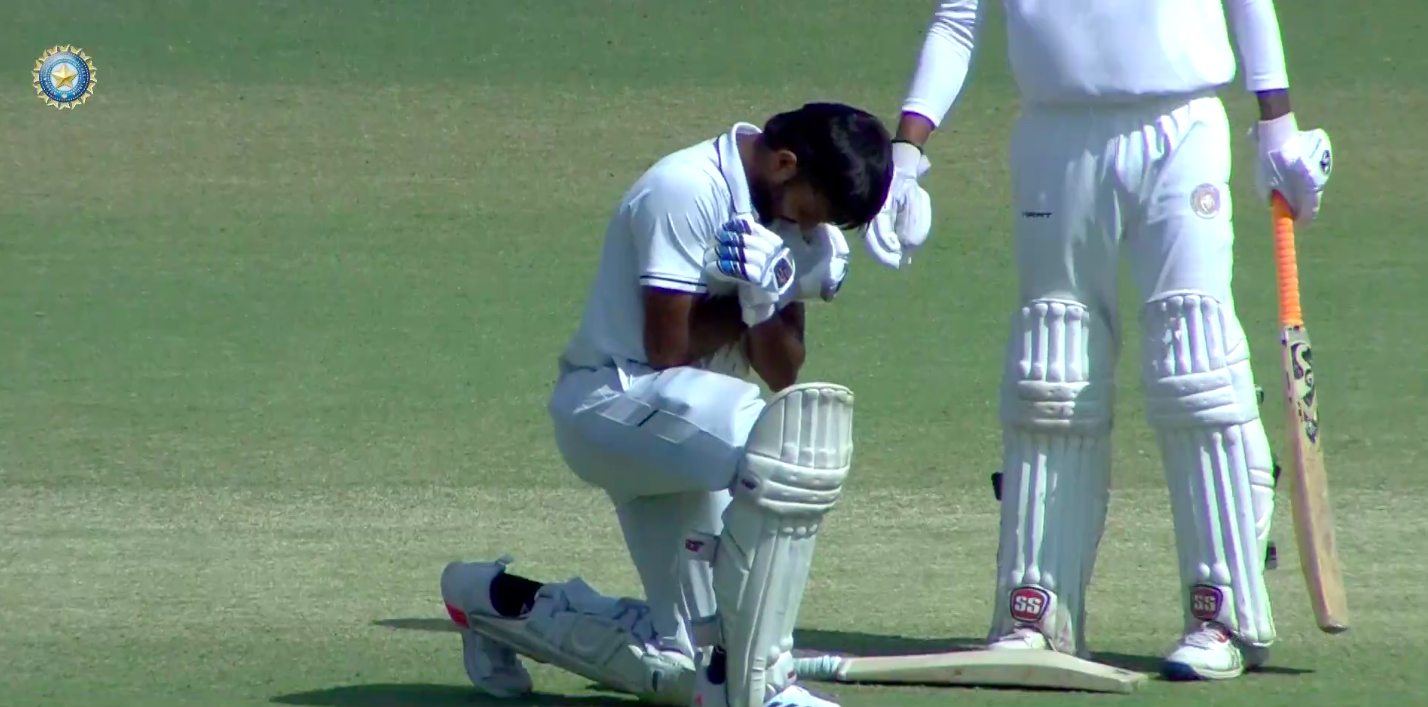 Chetan Sakariya Brings Out Wakanda Forever Celebration After Hitting Massive Six in Ranji Trophy ...